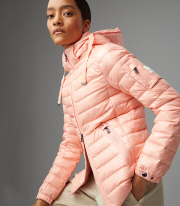 Exklusive Fashion by BOGNER and FIRE+ICE